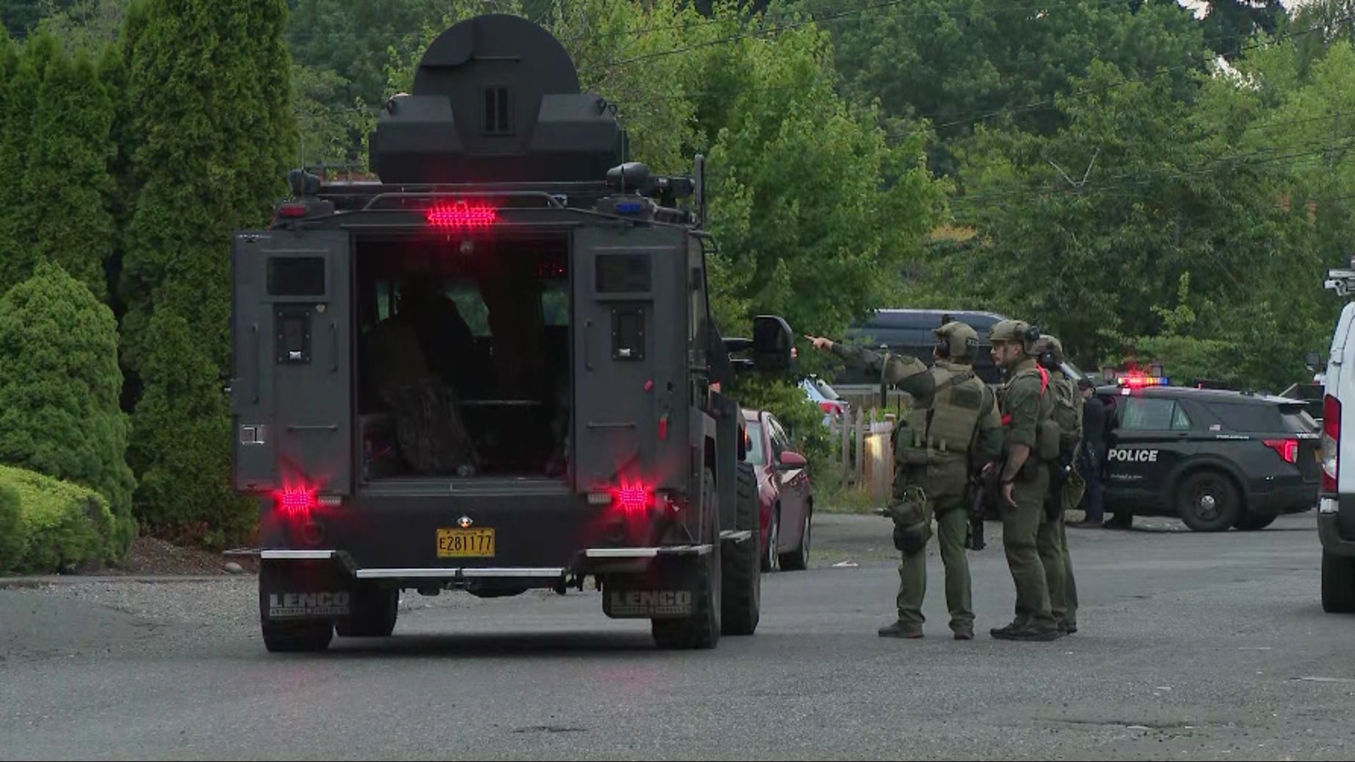 Portland police search for armed carjacking suspects ends | kgw.com