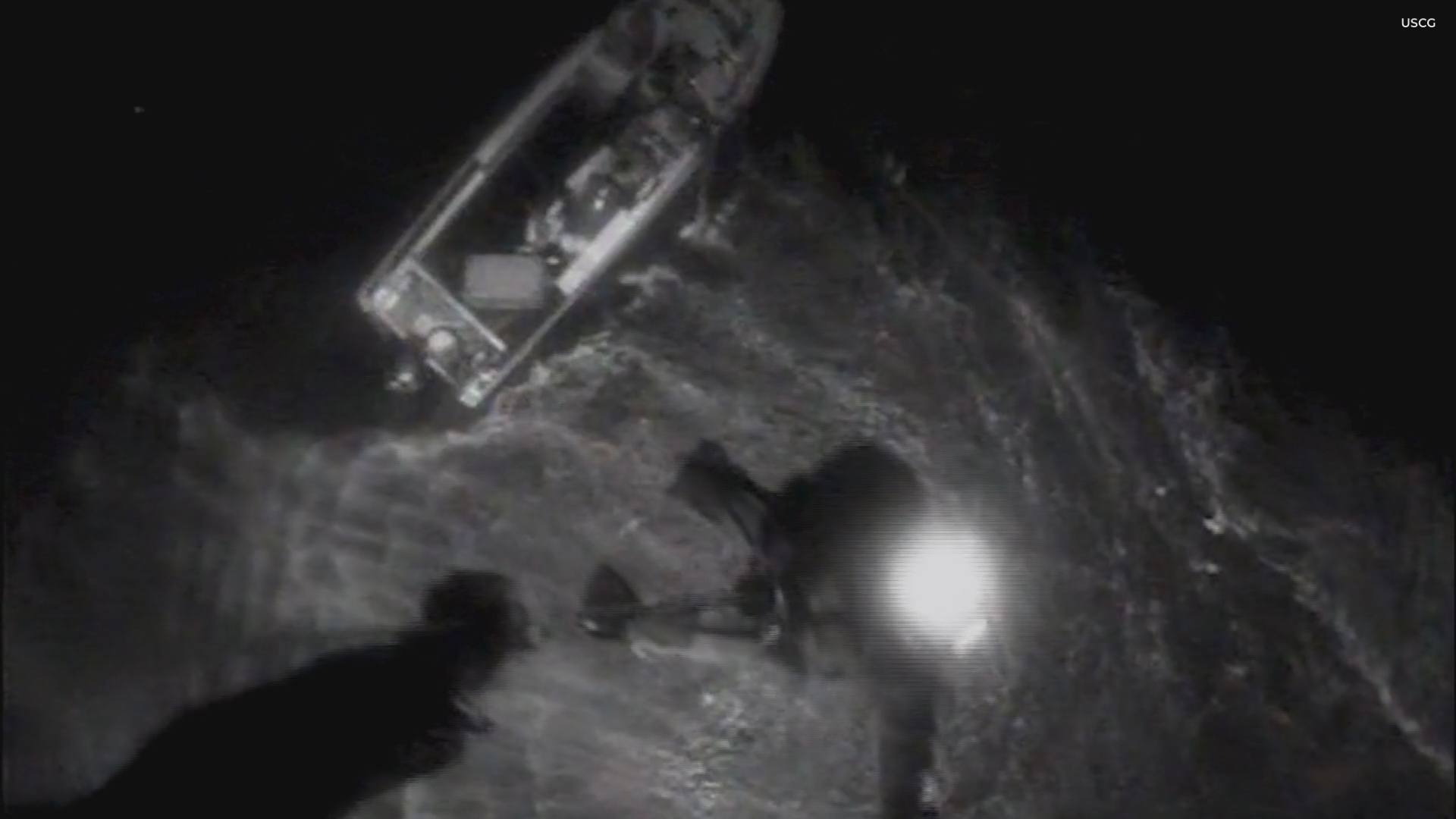 Airplane door plugs vs. plug doors: What's the difference? | kgw.com