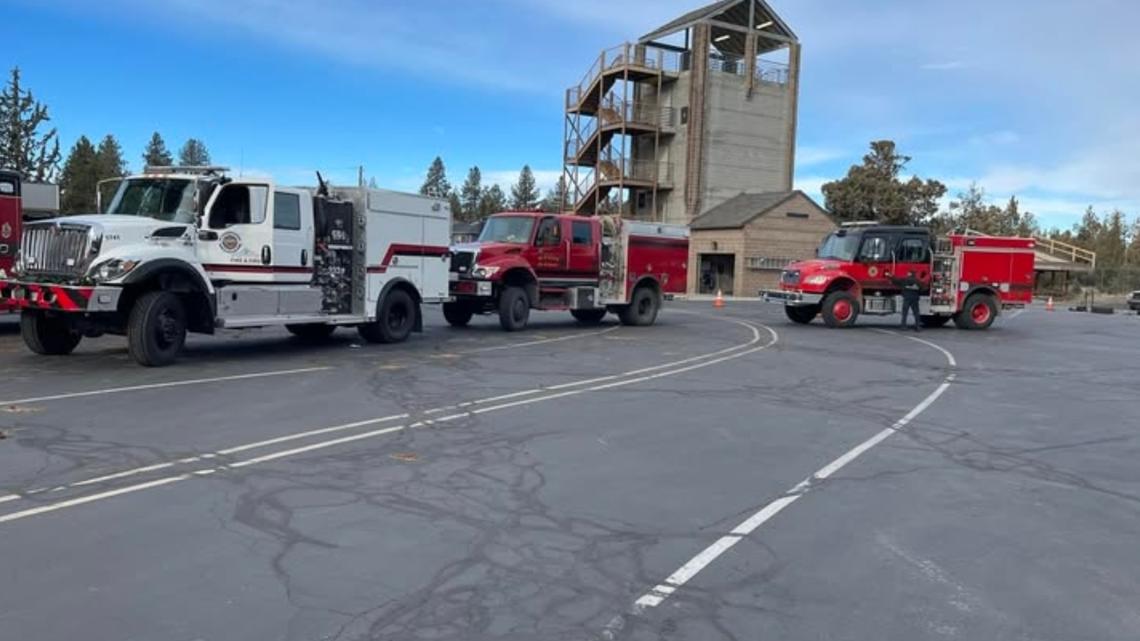 Oregon firefighters mobilize to help with California fires | kgw.com