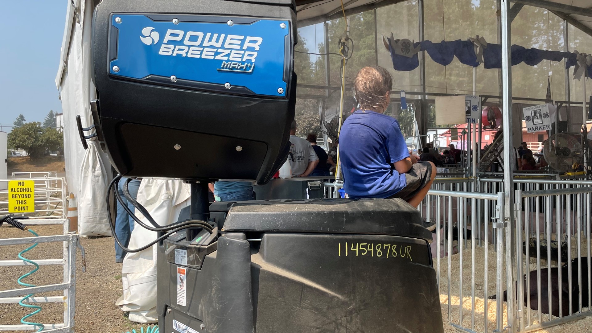 Clackamas County Fair takes precautions to keep people cool | kgw.com