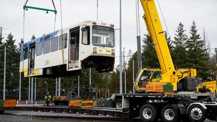New MAX trains roll out in Portland | kgw.com