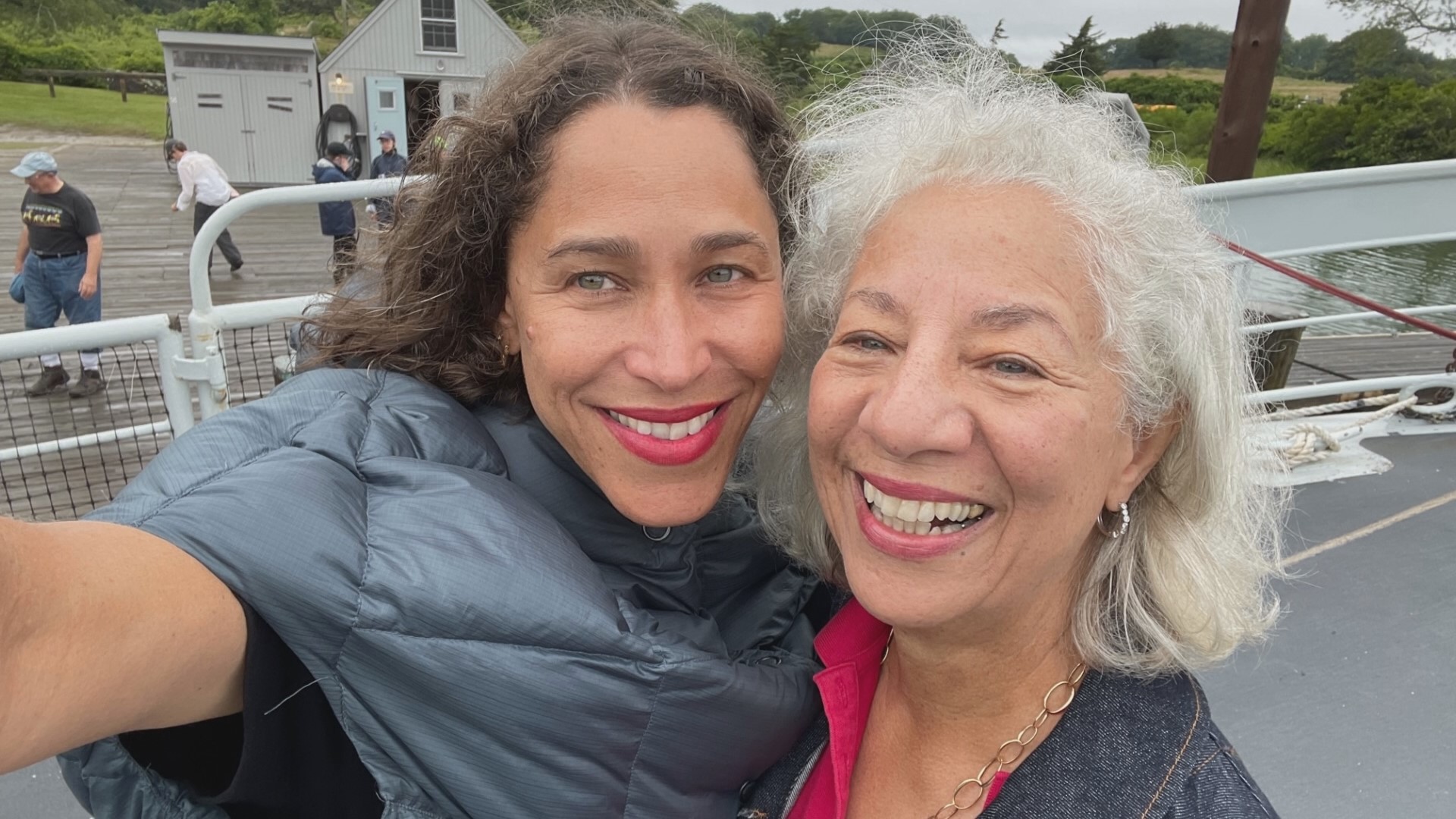 One-on-one with Pink Martini singer China Forbes | kgw.com