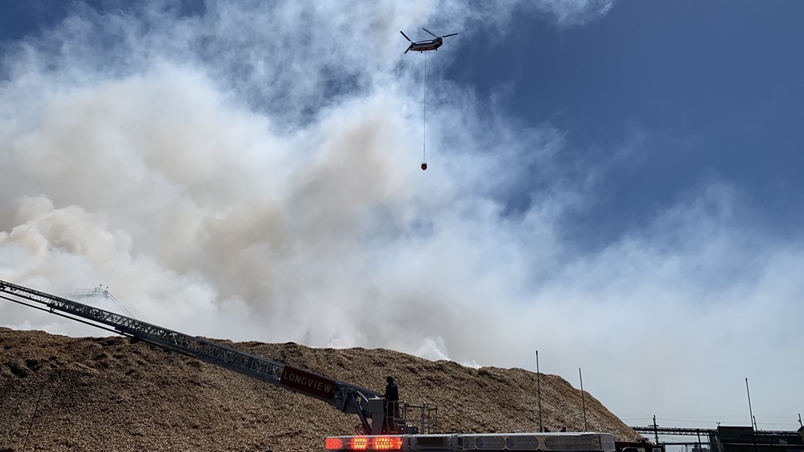 Large fire breaks out at Longview, Wash. wood chip lot | kgw.com