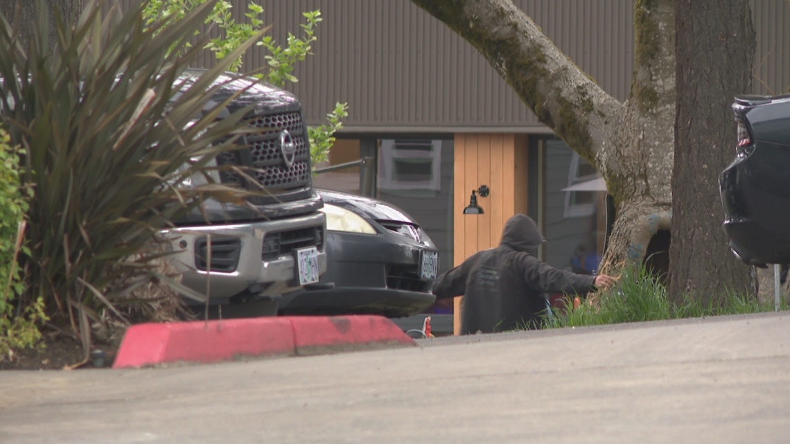 Residents of Tigard senior apartment building say nearby homeless ...