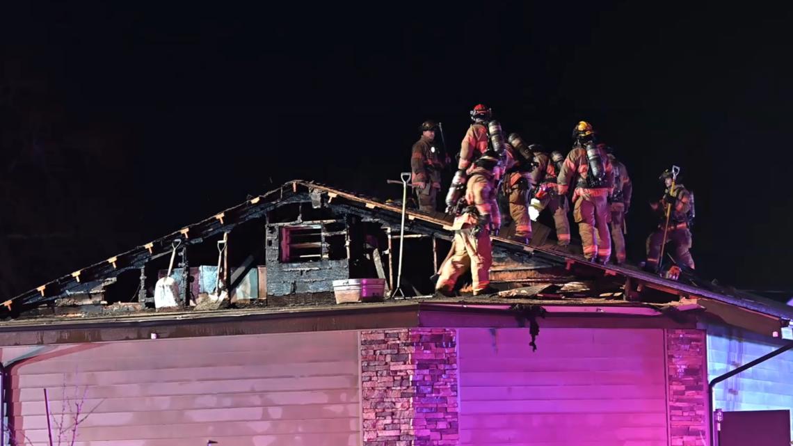 Fire scorches roof of Portland church | kgw.com