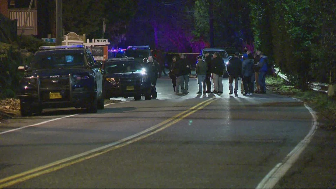 Two weekend shootings in Portland leave two dead, five injured | kgw.com