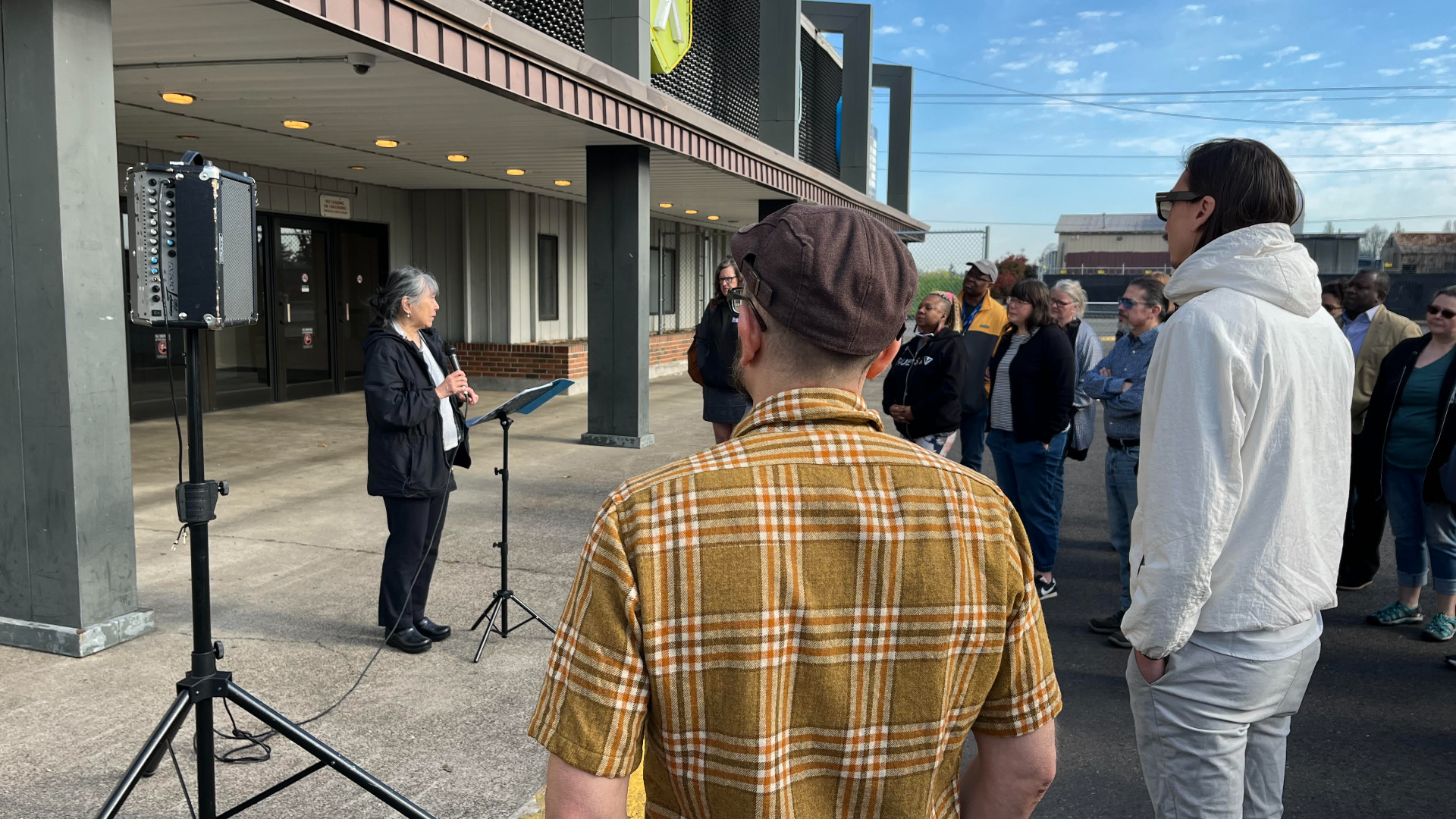 Bus tour highlights Portland's 'hidden discriminatory history' | kgw.com
