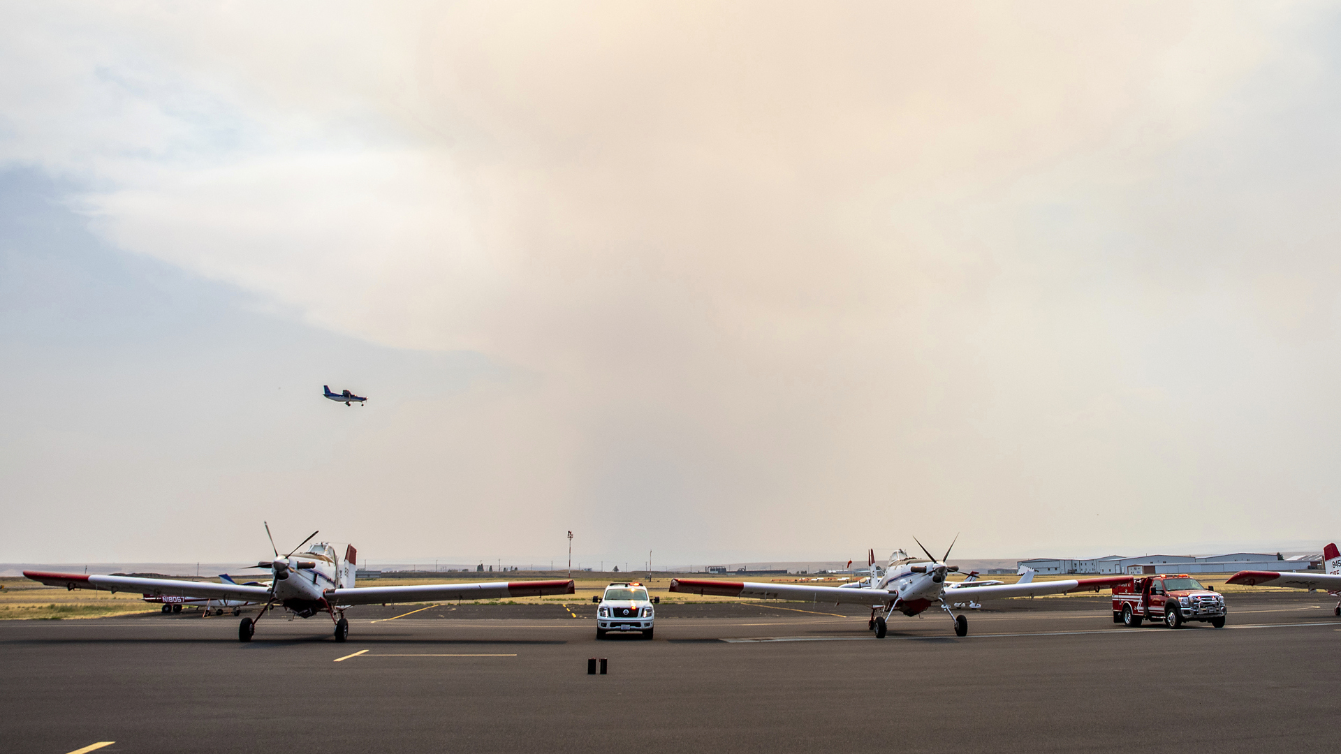 Experienced older pilots key to the US aerial firefighting fleet | kgw.com