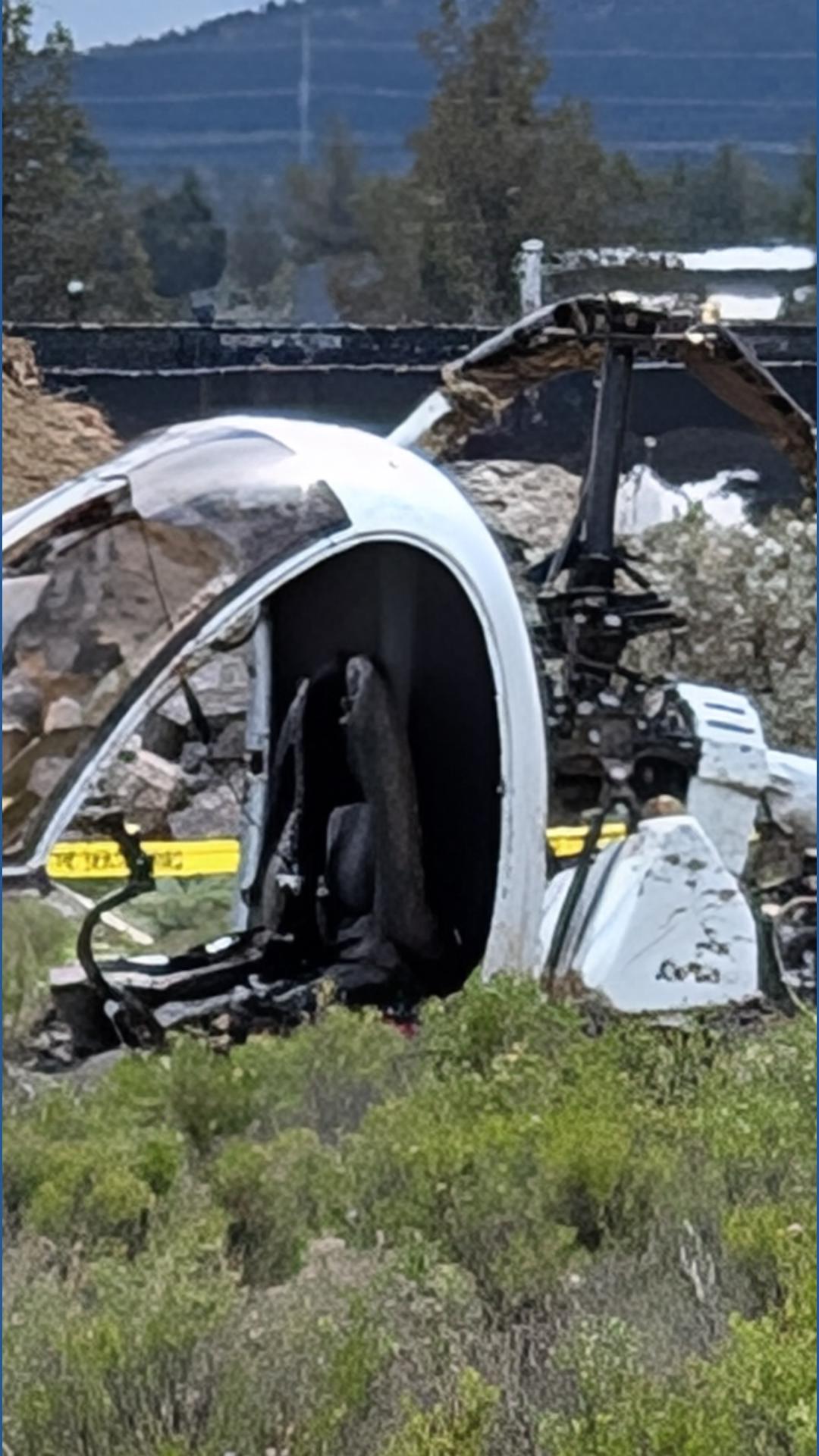 Pilot, passenger hospitalized after helicopter crash in Central Oregon ...