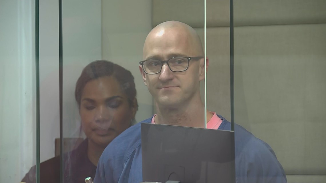 Hulu documentary on pilot who tried to cut engines midflight | kgw.com