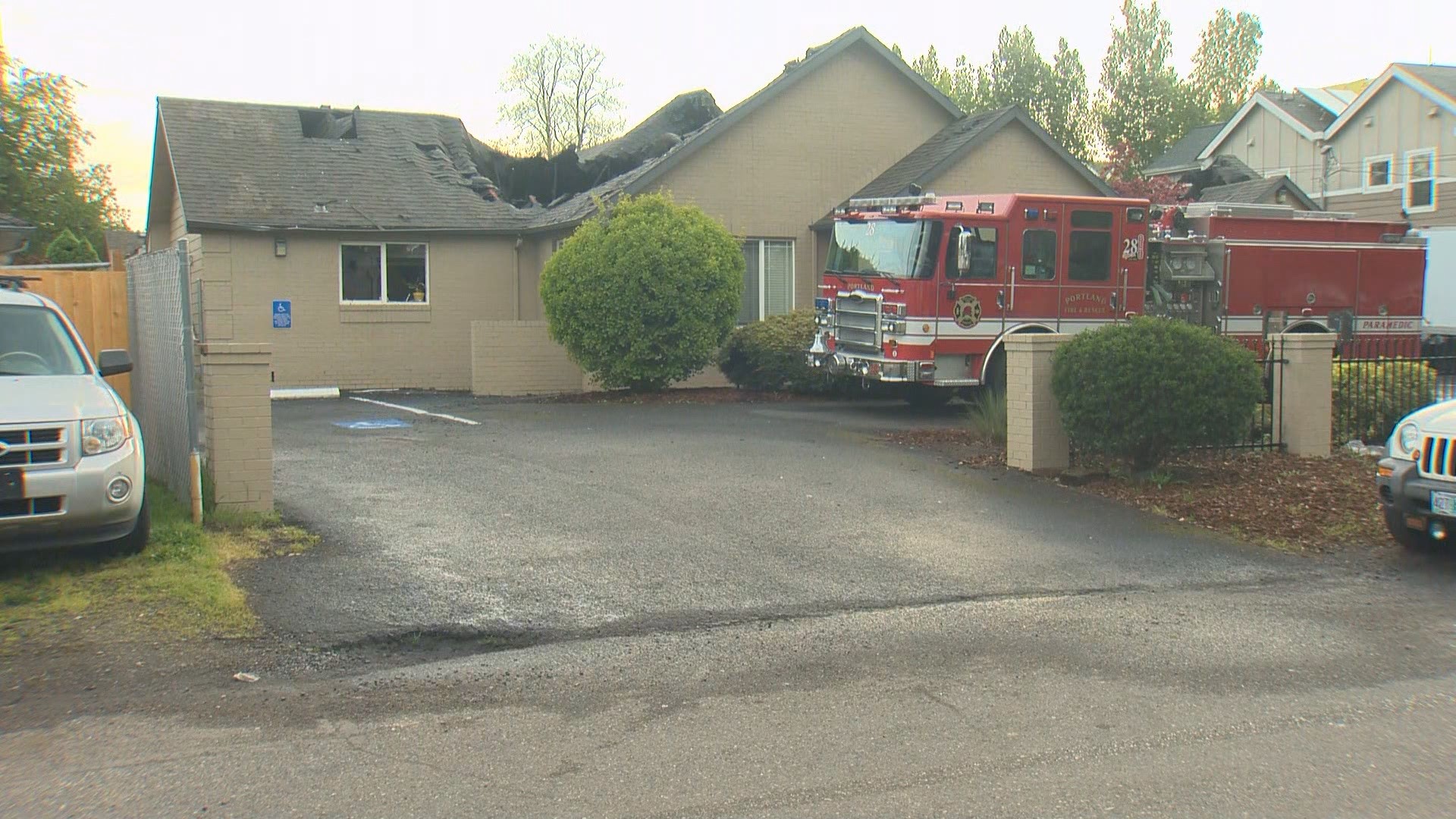 Four-alarm fire breaks out at SE Portland adult care facility | kgw.com