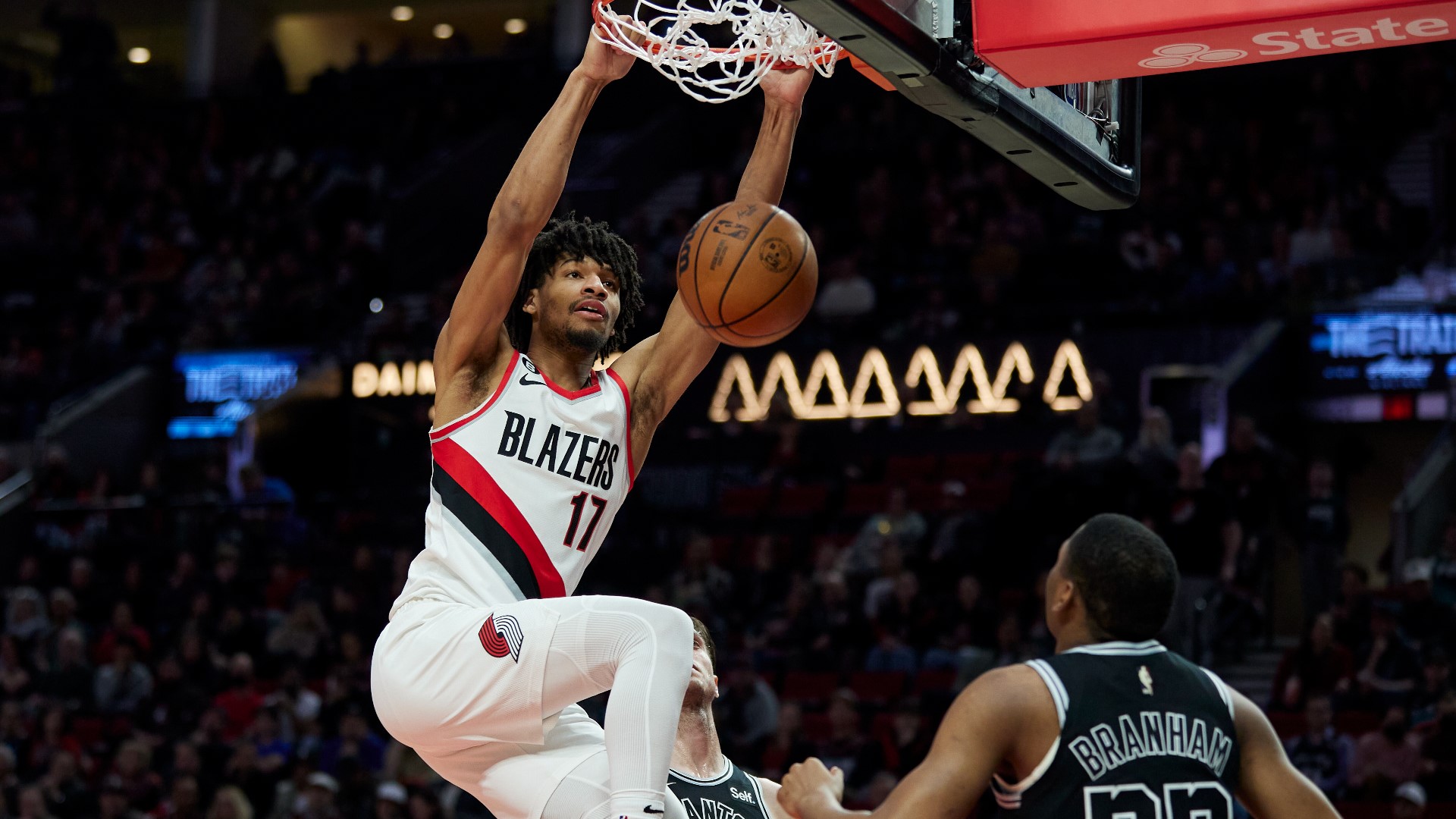 Blazers' Shaedon Sharpe drops out of NBA dunk contest: Reports | kgw.com