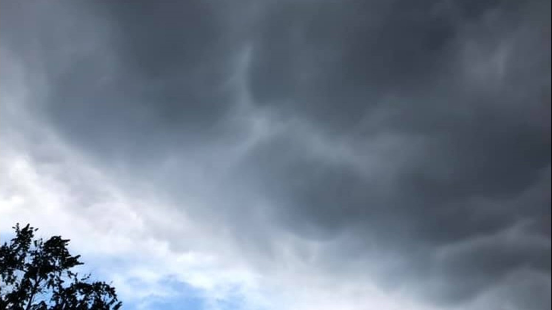 Photos: Ominous clouds during Portland thunderstorm | kgw.com