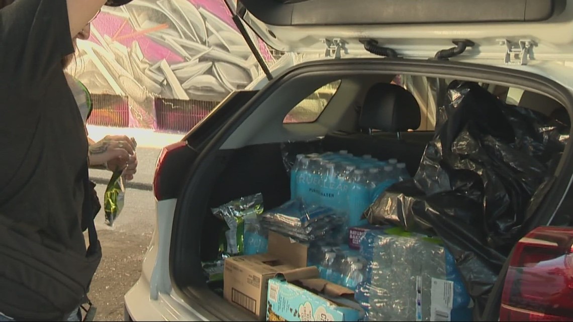 Portland nonprofit provides resources to homeless amid heat wave | kgw.com