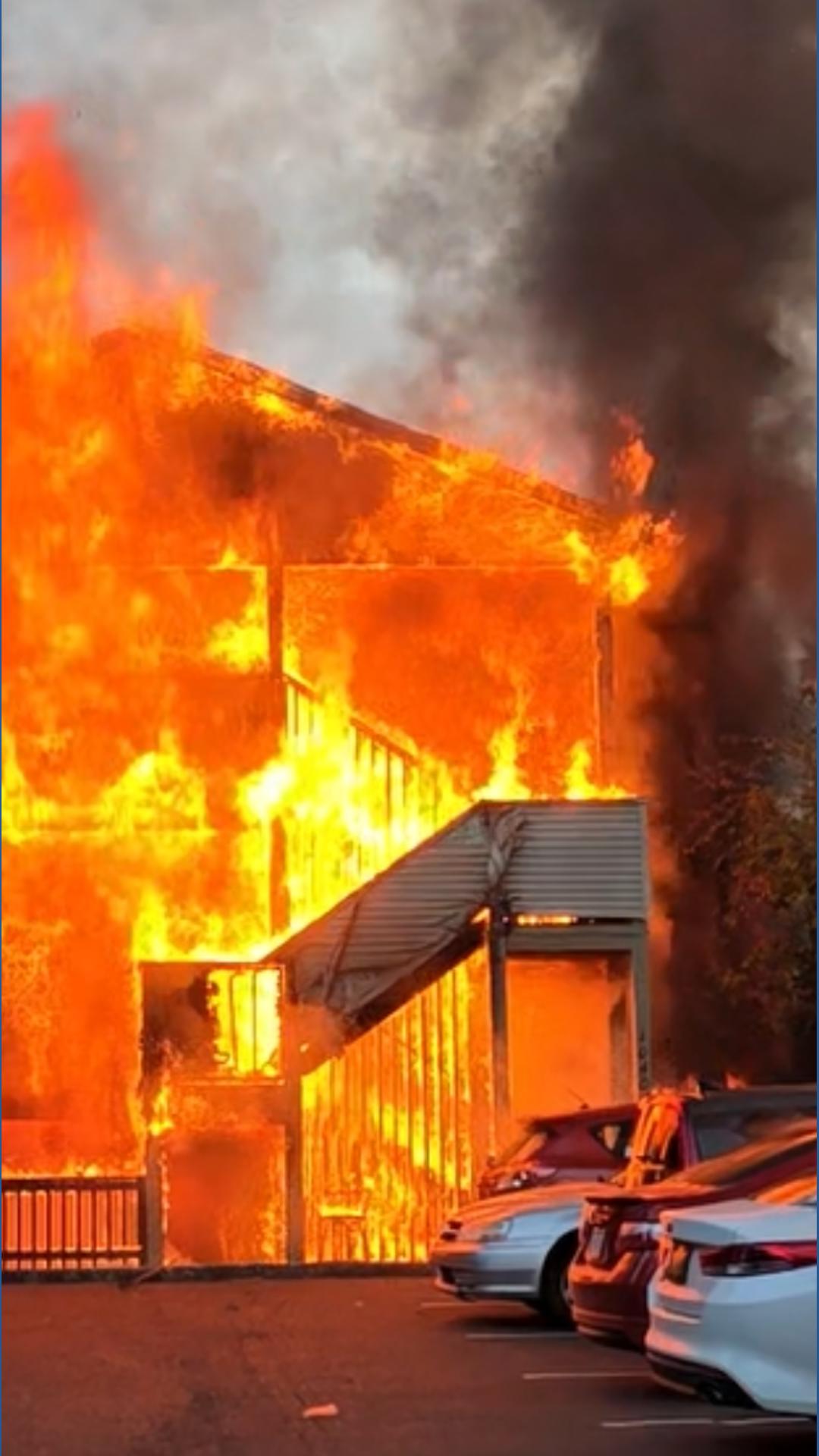1 arrested, 2 hospitalized after apartment fire erupts on East Burnside ...