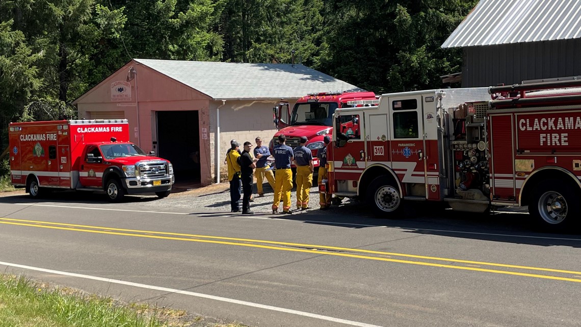 Brush fire in rural Clackamas County spreads to 30 acres | kgw.com