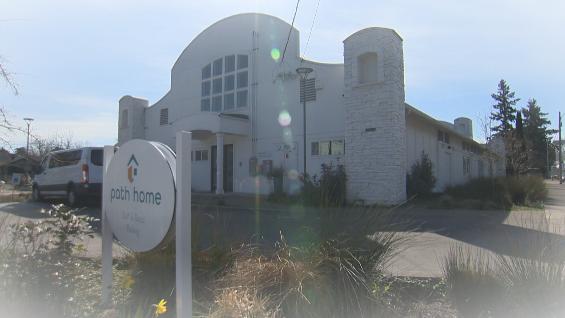 Portland homeless shelter runs mainly on solar power | kgw.com