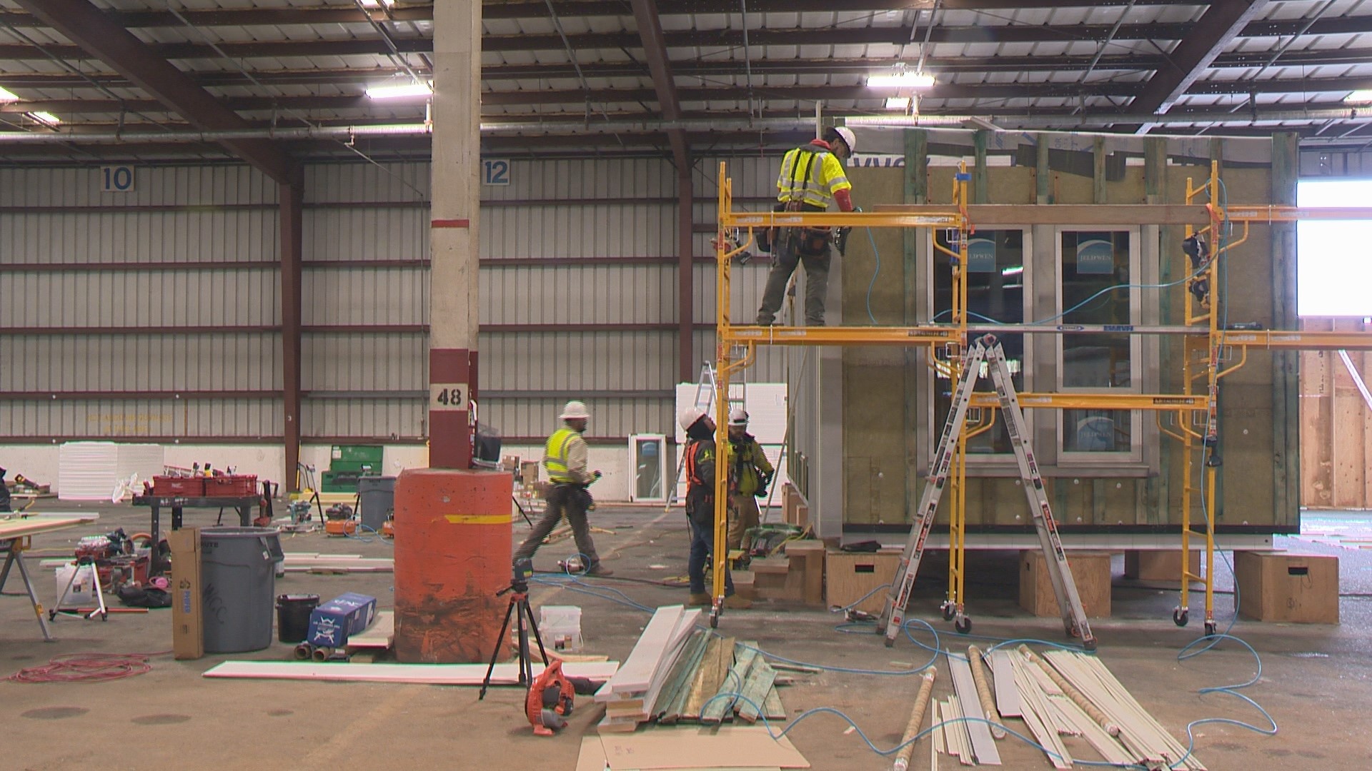 Nonprofit building modular homes at Port of Portland Terminal 2 | kgw.com