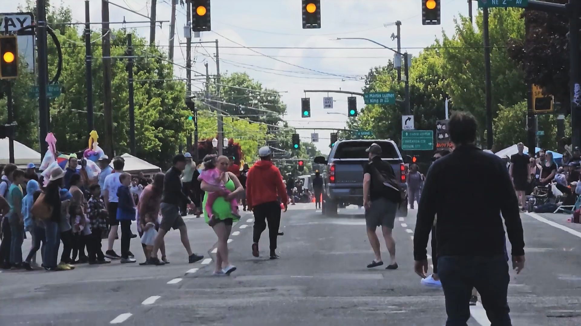 Portland man arrested after driving into Grand Floral Parade | kgw.com