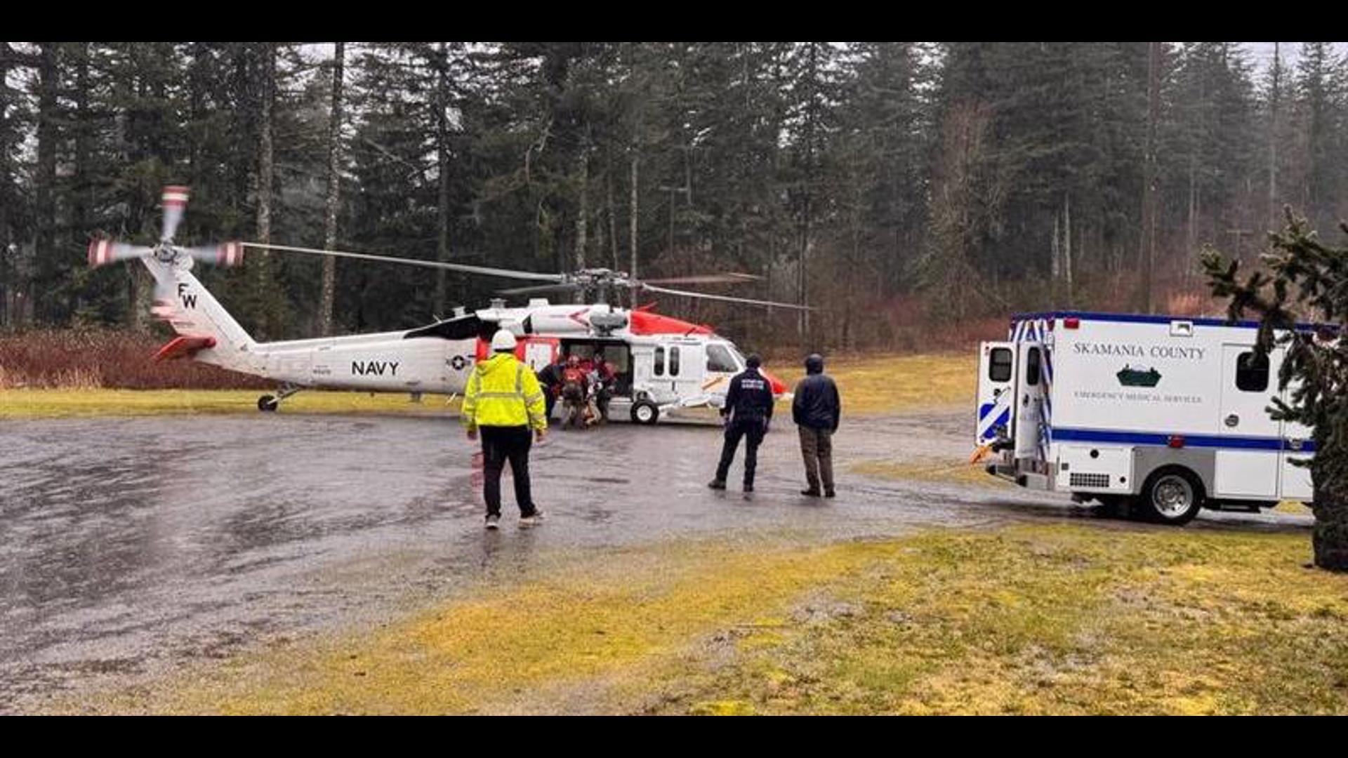 3 hikers rescued from Table Mountain in the Columbia River Gorge | kgw.com