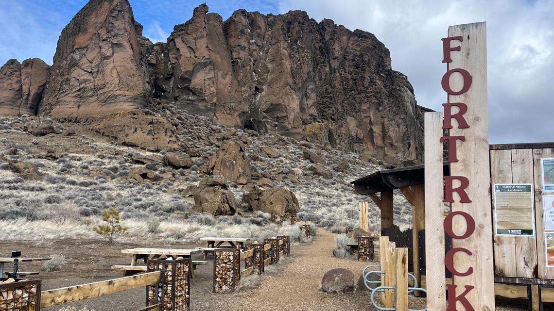 Hike through prehistoric lakebed at Fort Rock State Natural Area | kgw.com
