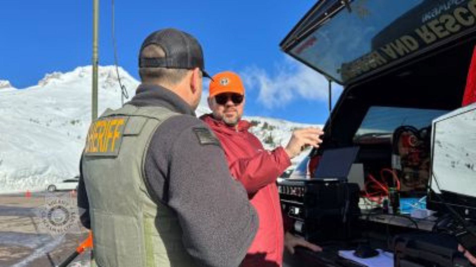 Missing Mount Hood climber found safe, sheriff's office says | kgw.com