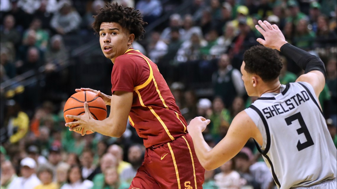 Shelstad, Evans combine for 43 points in Oregon's win against USC | kgw.com