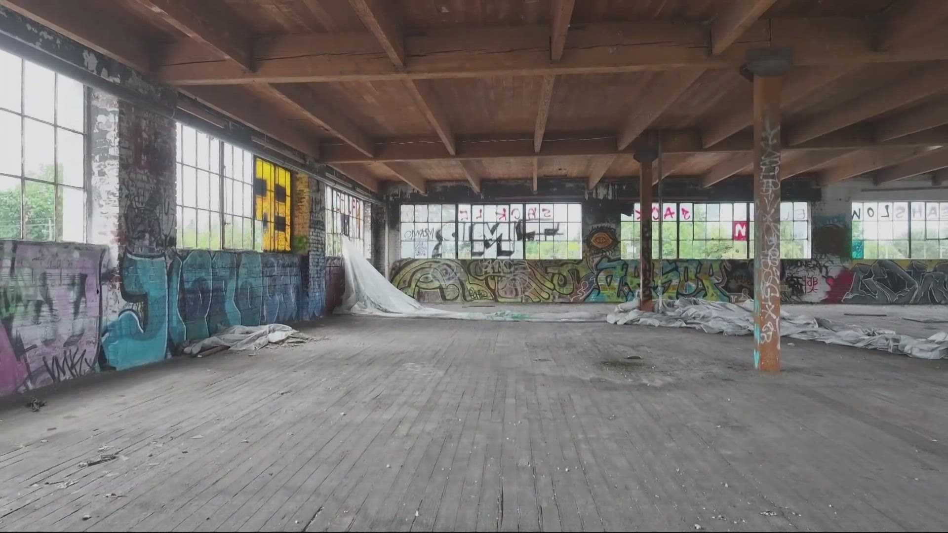 Historic Gordon’s Fireplace building along I-84 sold at auction for ...