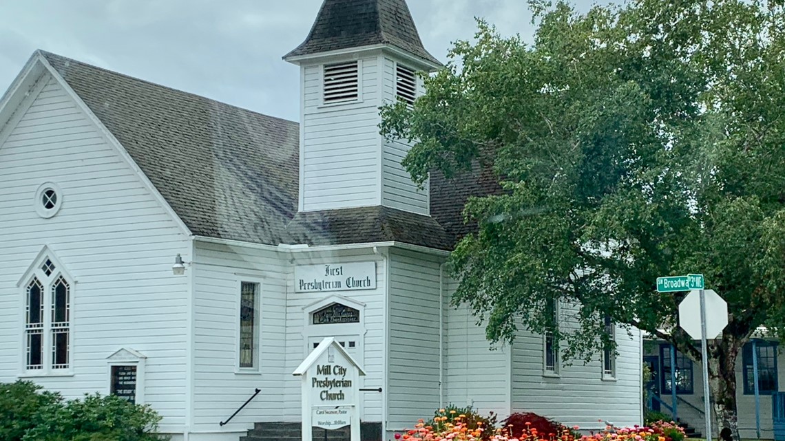 Oregon churches adapt, finding fellowship and faith virtually | kgw.com