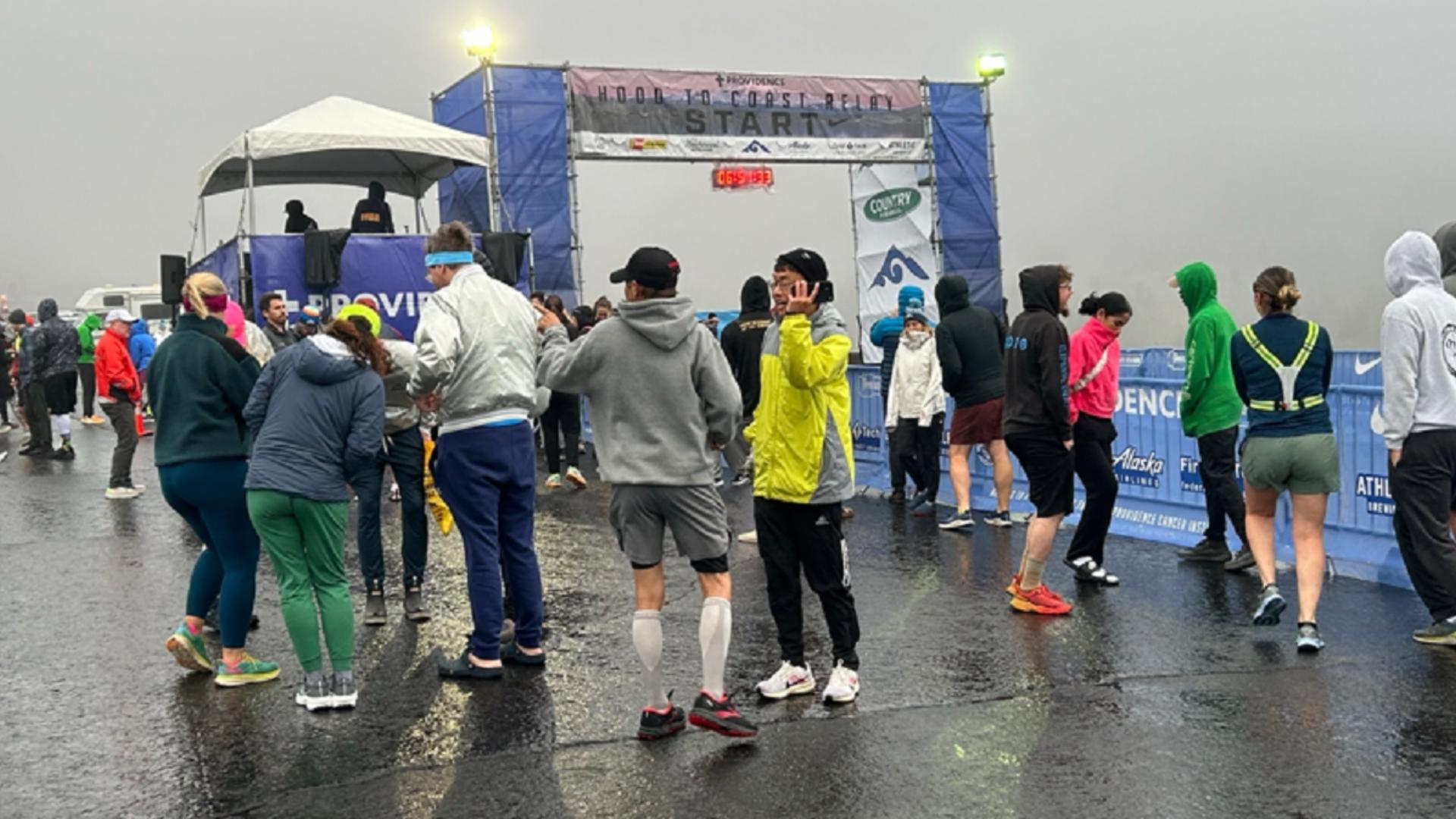 Hood to Coast relay runners take off | kgw.com