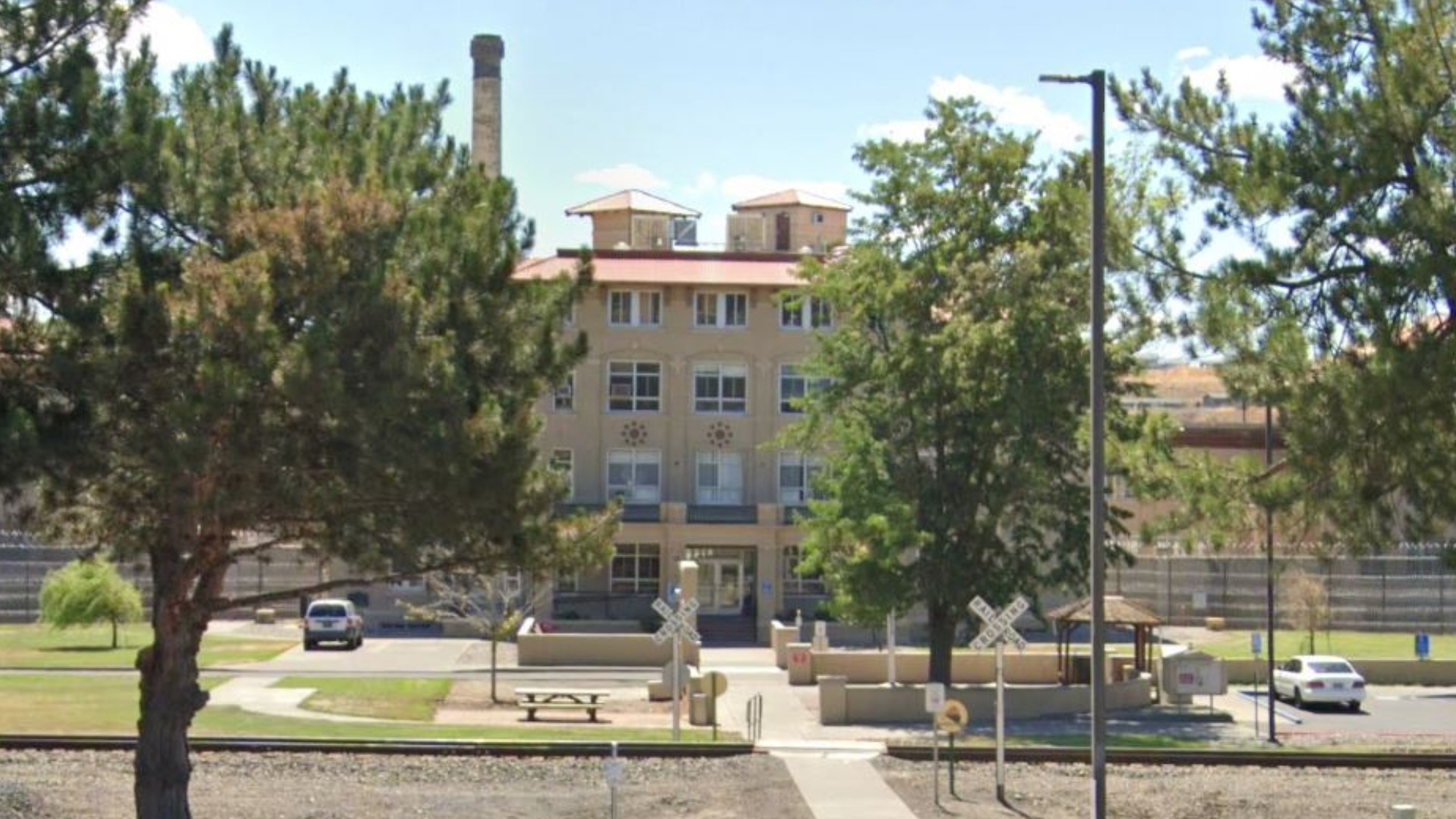 2 inmates from same Oregon prison die of COVID-19 | kgw.com