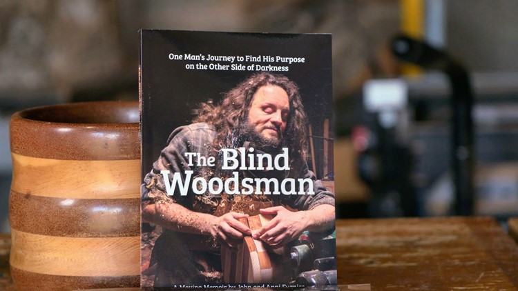 Blind Washington artist publishes book after defying the odds | kgw.com