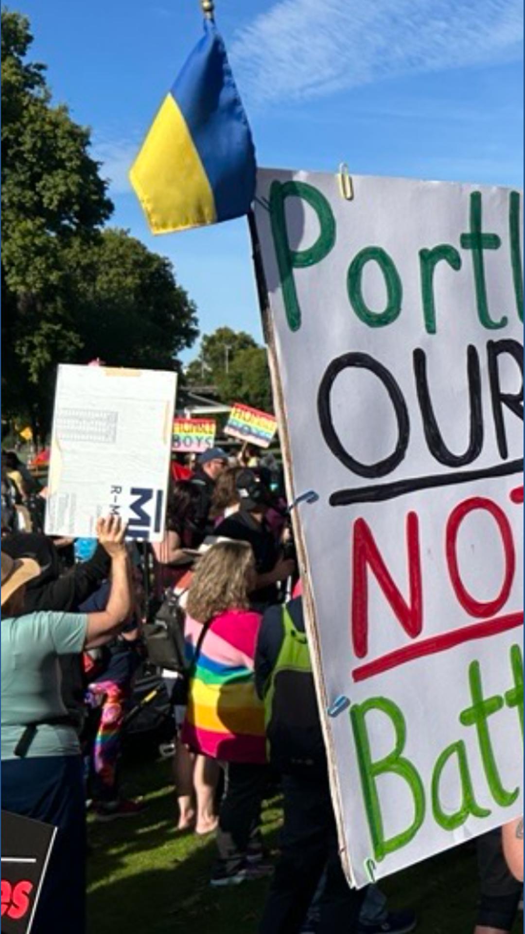 Hundreds march in Portland denouncing Trump’s deployment of National ...