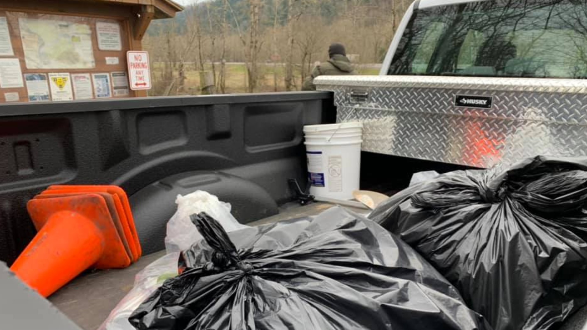 Oregon State park rangers step in to clean federal lands | kgw.com