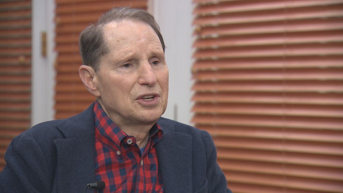 Oregon's senior senator to talk semiconductors at Oregon summit | kgw.com