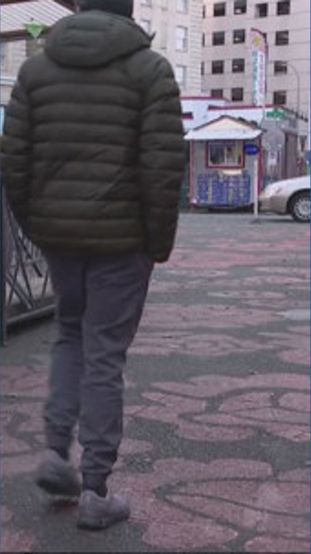 Memorial grows near Voodoo Doughnut after deadly downtown Portland ...