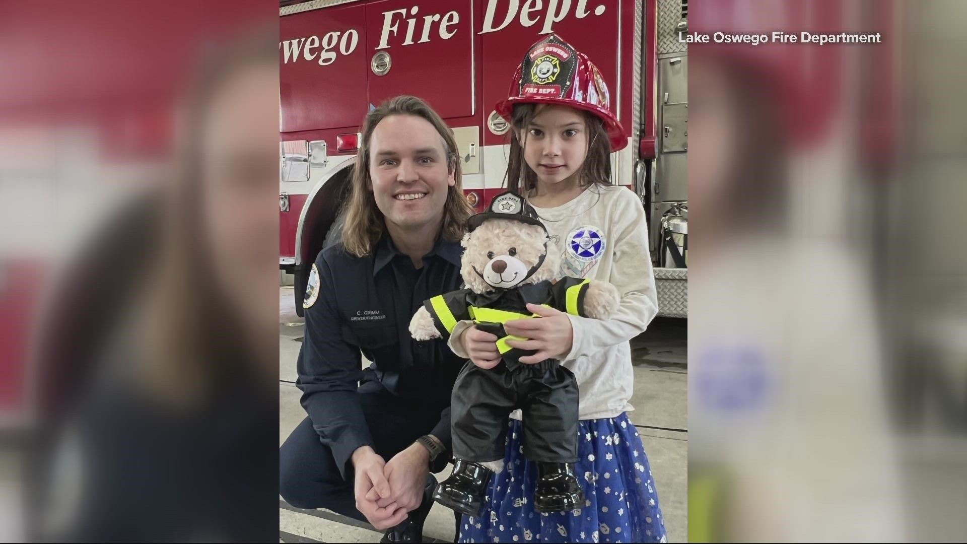 Lake Oswego first responders honored after saving 5-year-old girl | kgw.com