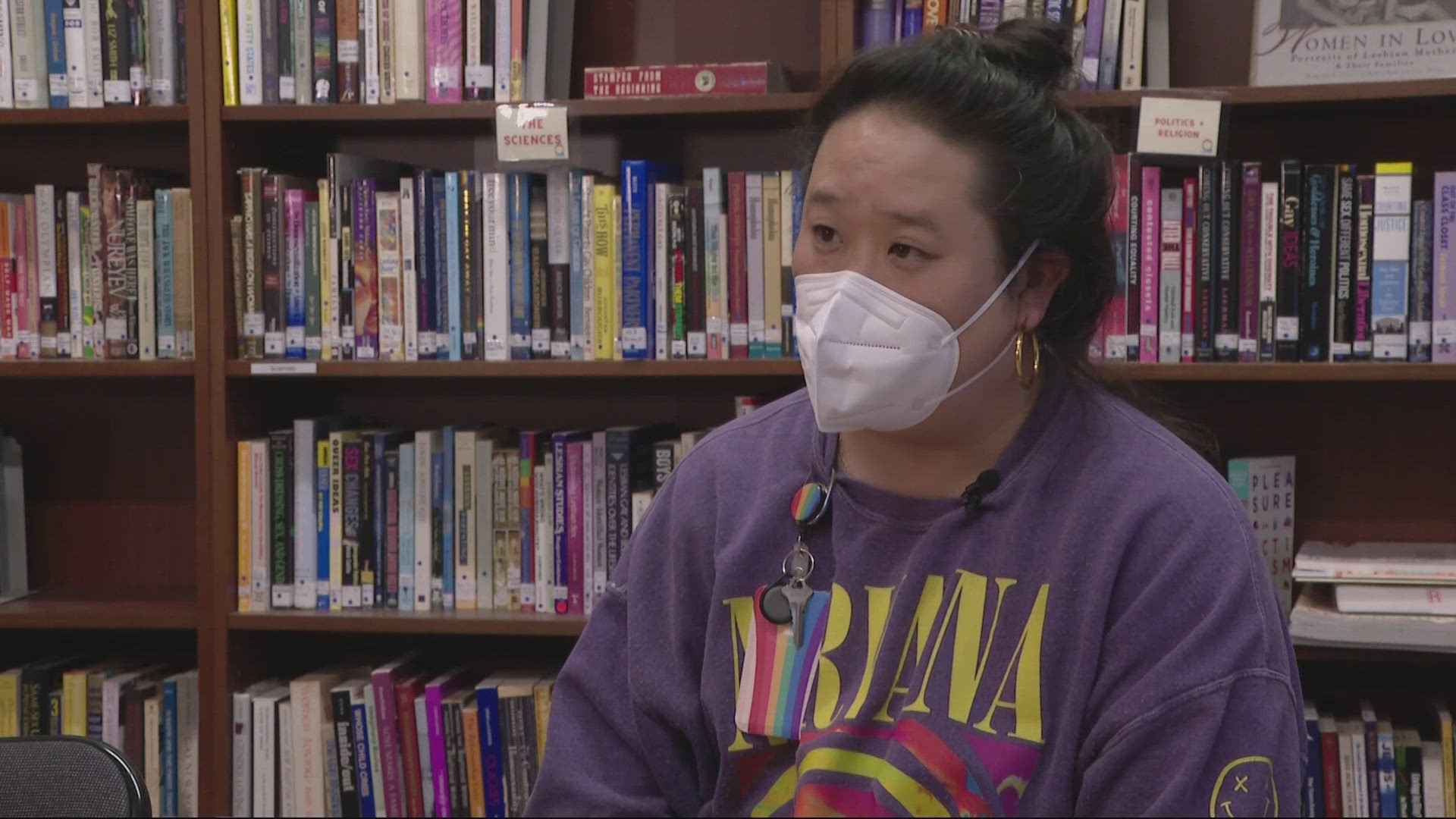 Uvalde teacher who survived class shooting testifies he saw 'black ...