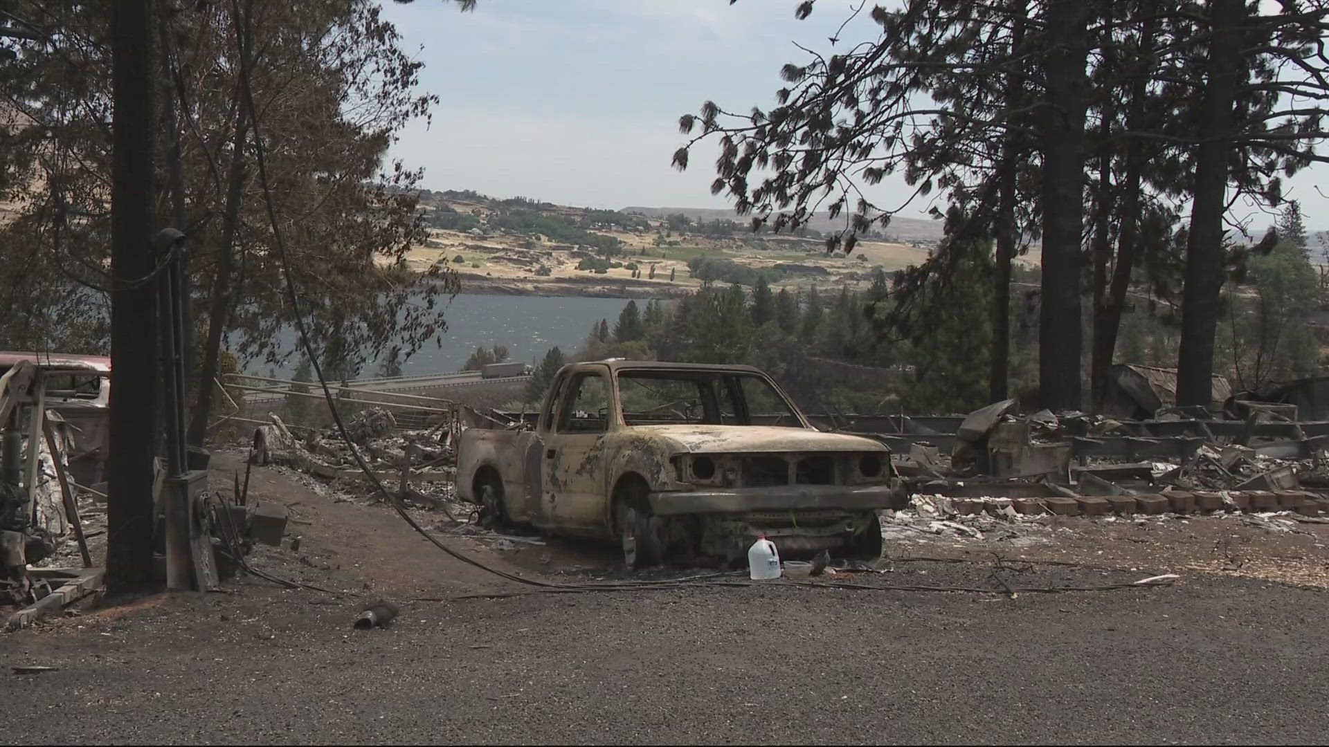 Rowena Fire destroys 56 homes; survivor describes guilt after returning ...
