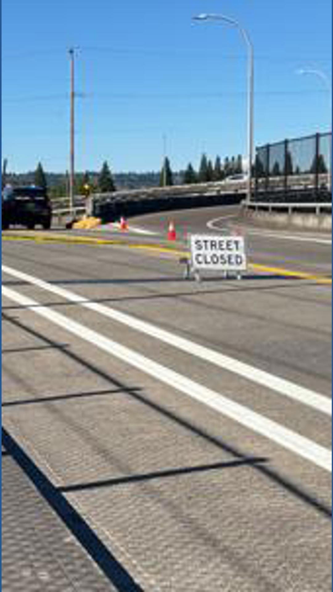 Moped rider hospitalized after crash in Portland's Concordia ...