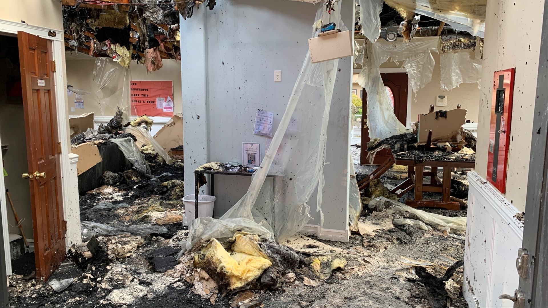 Four-alarm fire breaks out at SE Portland adult care facility | kgw.com