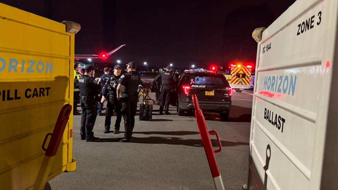 PHOTOS: Alaska Airlines pilot arrested | kgw.com