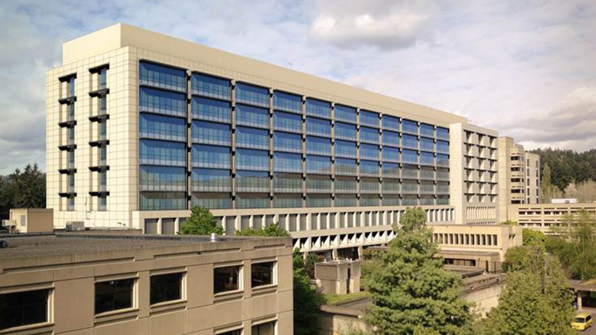 Some Portland-area hospitals won’t disclose coronavirus patients | kgw.com