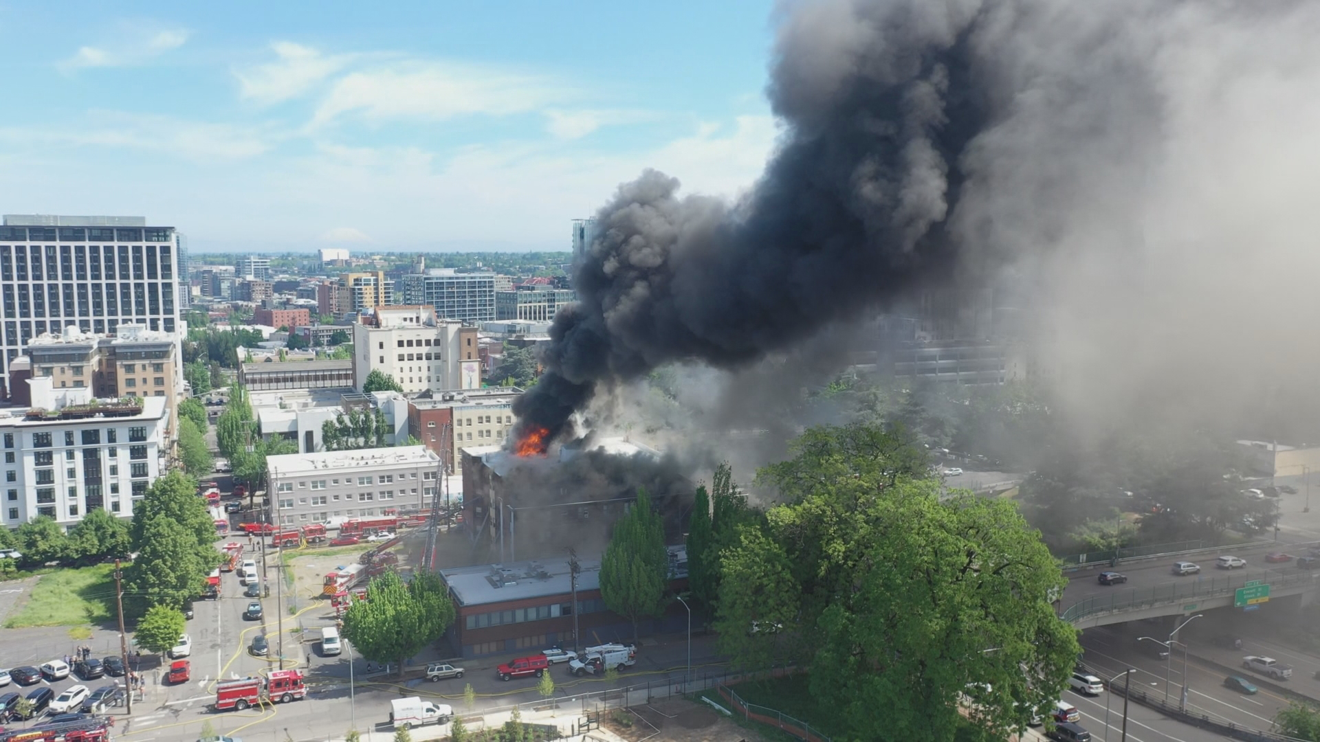 Downtown Portland apartment fire captured in drone video | kgw.com