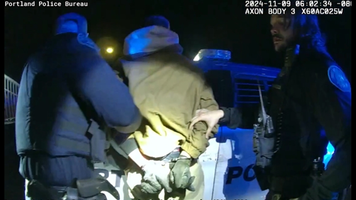Man arrested after 3 armed robberies in Portland | kgw.com