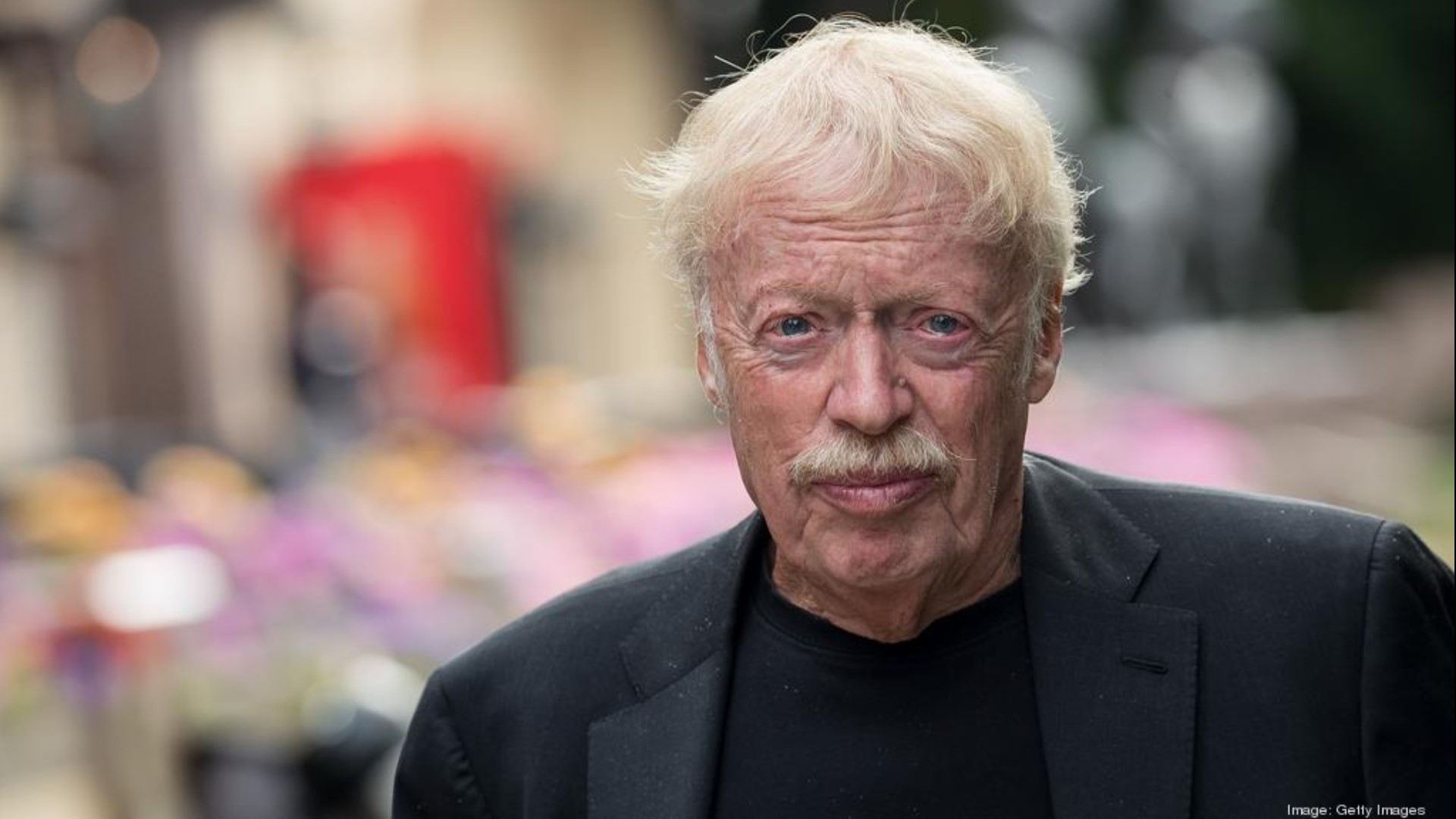 Nike co-founder Phil Knight gives $3M to Republican PAC | kgw.com