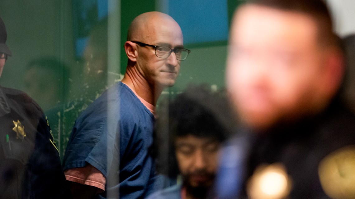 Judge: Ex-pilot who tried to cut plane's engines can be released | kgw.com