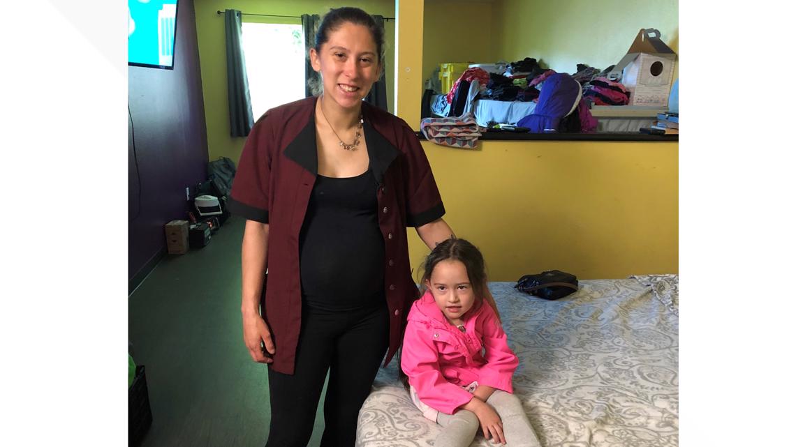 Homeless woman and daughter find shelter housing | kgw.com