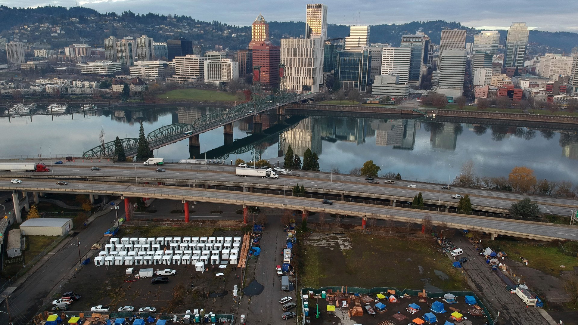 Oregon passes $200 million housing, homelessness package | kgw.com