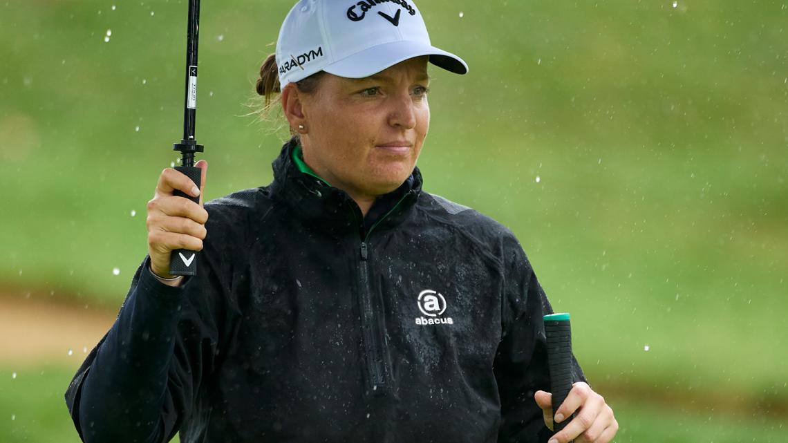 Perrine Delacour shoots 63 to take Portland Classic lead | kgw.com
